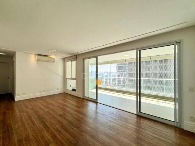 Apartamento com 3 suítes/Churrasqueira na Varanda/2 vagas + depósito/Lazer Completo à venda, 134 m²