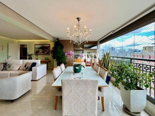Apartamento com 3 suítes/Churrasqueira na Varanda/3 vagas à venda, 137 m² por R$ 2.590.000 Chácara