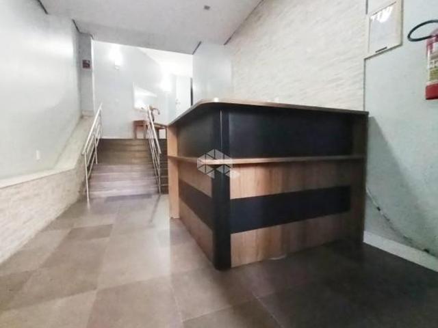 Apartamento com 01 dormitório mobiliado no Centro Histórico
