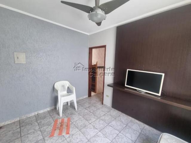 Apartamento com 01 dormitório no Centro do Caiçara, á 300 metros da praia