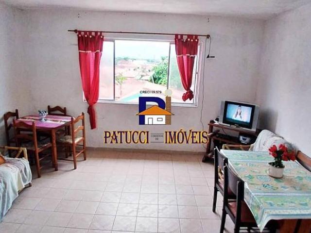 Apartamento com 01 Dormitório Prédio Frente ao Mar