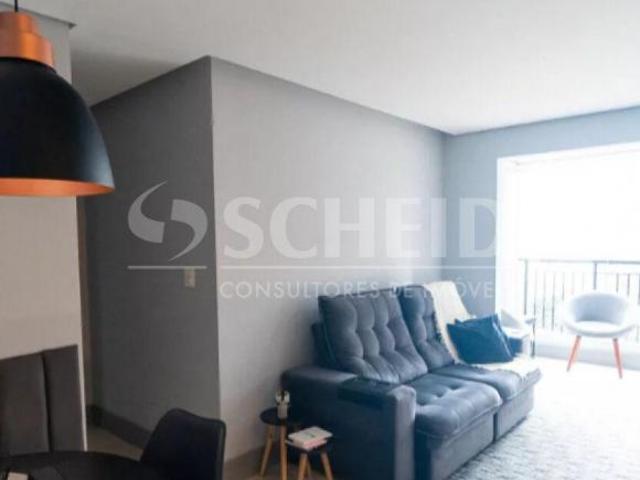 Apartamento com 01 suíte, 01 vaga de garagem. Próximo ao metrô