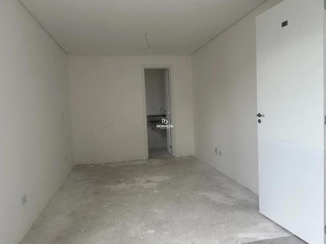 Apartamento Com 01 Quarto e Sacada Com Churrasqueira no Bom Jesus!