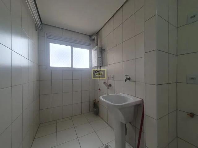 Apartamento Com 02 Dormitórios Para Alugar Na Vila das Belezas