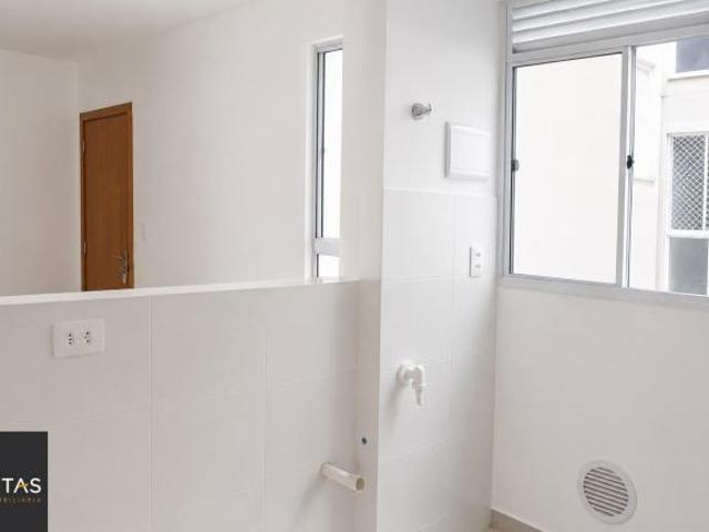 Apartamento com 02 dormitórios, 01 Vaga de garagem no Condomínio Porto Amalfi