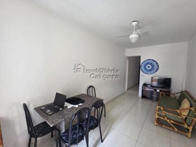 Apartamento com 02 dormitórios no Caiçara, á 100 metros da praia!