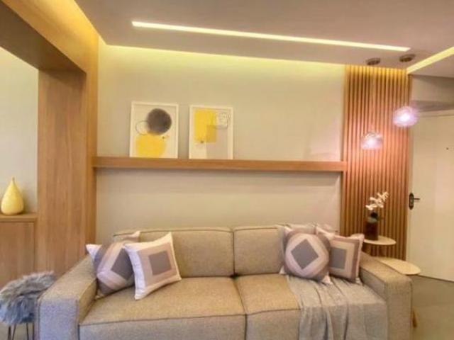 Apartamento com 02 dormitórios