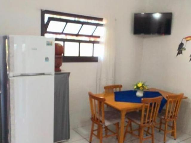 Apartamento com 02 dormitórios