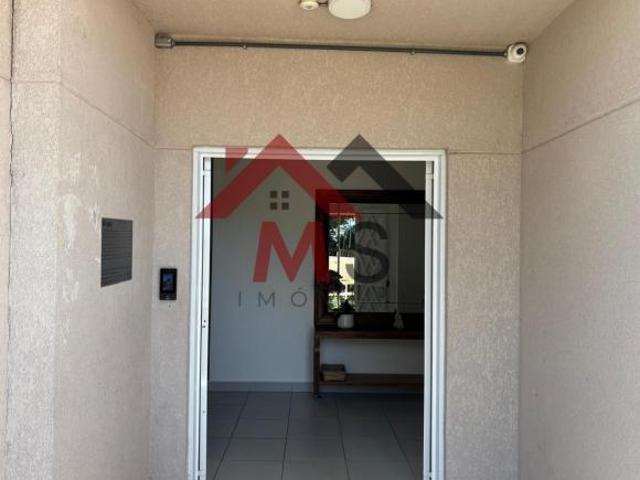 Apartamento com 02 dormitórios
