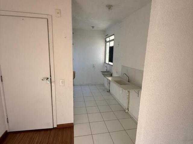 Apartamento com 02 dormitórios com vaga. Aceita venda assistida