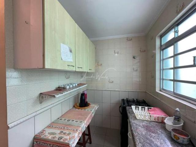 Apartamento com 02 dormitórios à 50 metros da orla