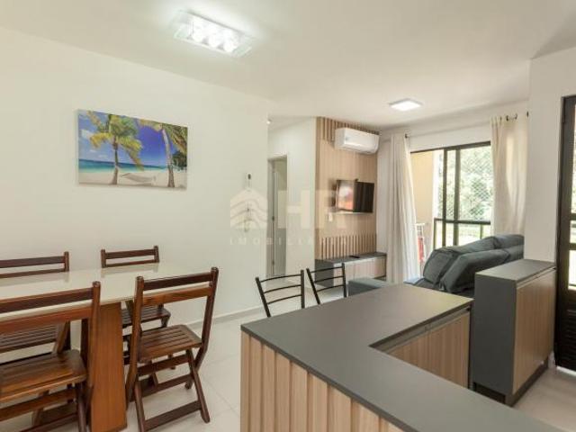 Apartamento com 02 dormitórios e 01 vaga de garage