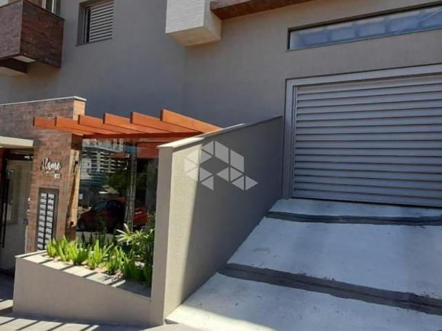 Apartamento com 02 dormitórios e 02 banheiros sendo 01 suíte