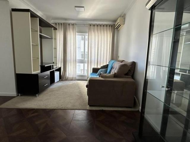 Apartamento com 02 dormitórios e vaga de garagem escriturada