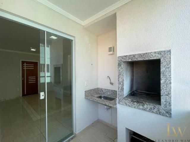 Apartamento com 02 dormitórios e varanda gourmet no Itaguá em Ubatuba