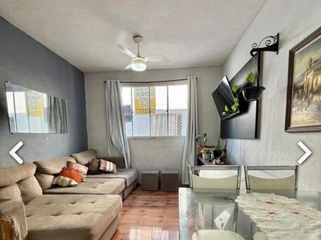 Apartamento com 02 dormitórios e com garagem por convenção