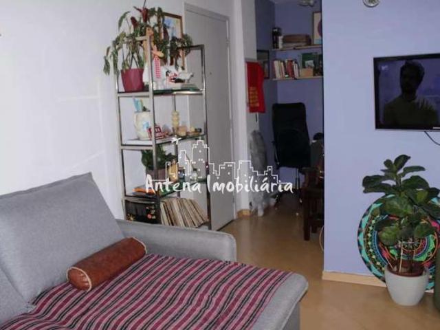 Apartamento com 02 dormitórios em Santa Cecília Cód.: 12820