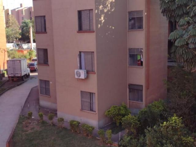 Apartamento com 02 Dormitórios Jardim das Árvores Condomínio Residencial Copromo Osasco/SP