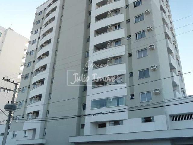 Apartamento com 02 dormitórios no bairro São Luiz