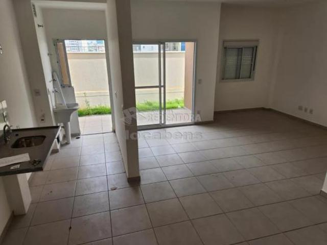 Apartamento com 02 dormitórios no High Redentora
