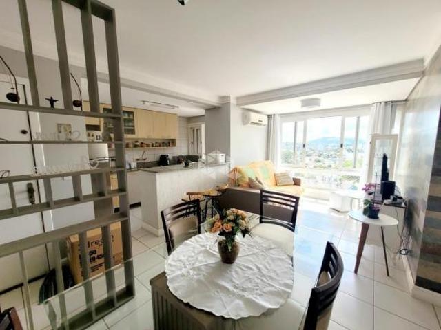 Apartamento com 02 dormitórios, sacada, garagem e próximo ao novo Shopping Zaffari/ Bourbon Teresópo