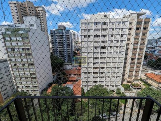 Apartamento com 02 Dormitórios para Venda em Perdizes