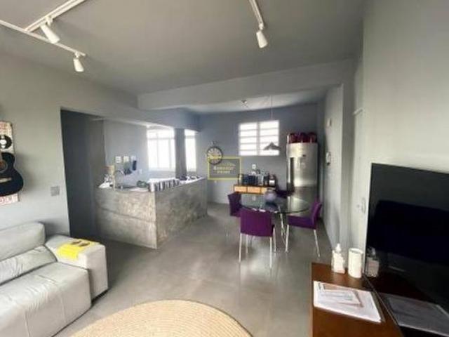Apartamento com 02 dormitórios para venda em Pinheiros próximo ao metrô Sumaré