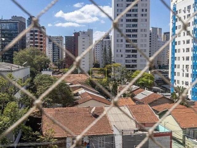 Apartamento Com 02 Dormitórios Para Venda No Itaim Bibi