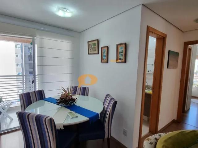 Apartamento com 02 dormitórios, uma suíte e 02 vagas