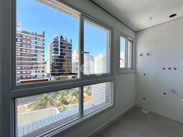 Apartamento com 02 suítes, nunca habitado, com box/vaga de garagem, no bairro Navegantes, em Capão d