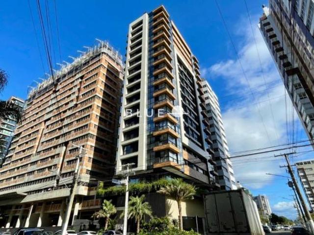 Apartamento com 02 suítes no Centro de Torres RS