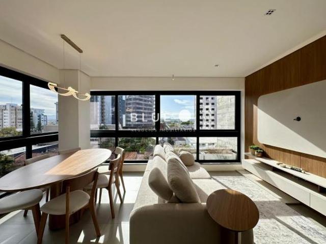 Apartamento com 02 suítes no Centro de Torres RS