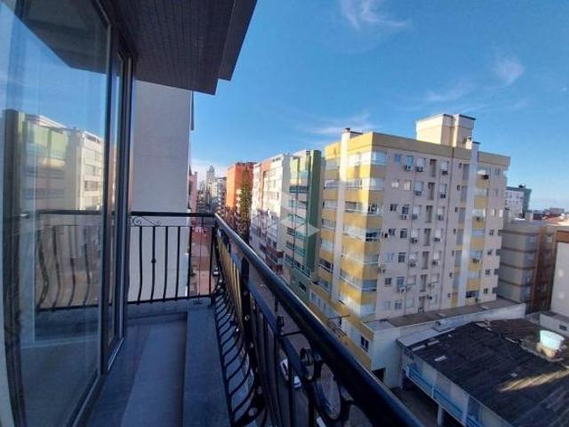 Apartamento com 02 suítes e sacada leste, no bairro Zona Nova de Capão da Canoa/RS