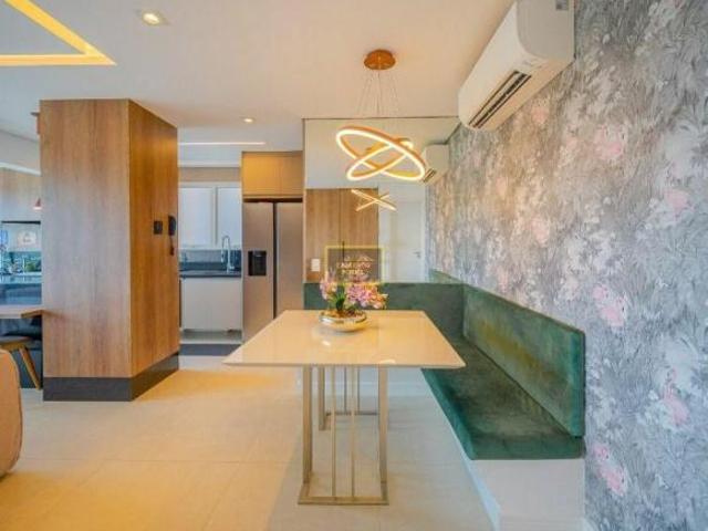 Apartamento com 02 Suítes Para Venda em Osasco