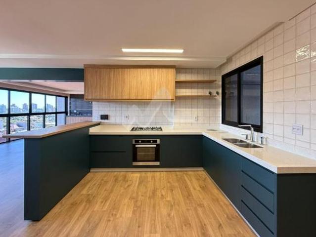 Apartamento com 02 Suites 01 dormitório escritório à venda