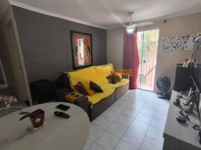 Apartamento com 02 quartos, 48m² no Bosque dos Eucaliptos, SJC