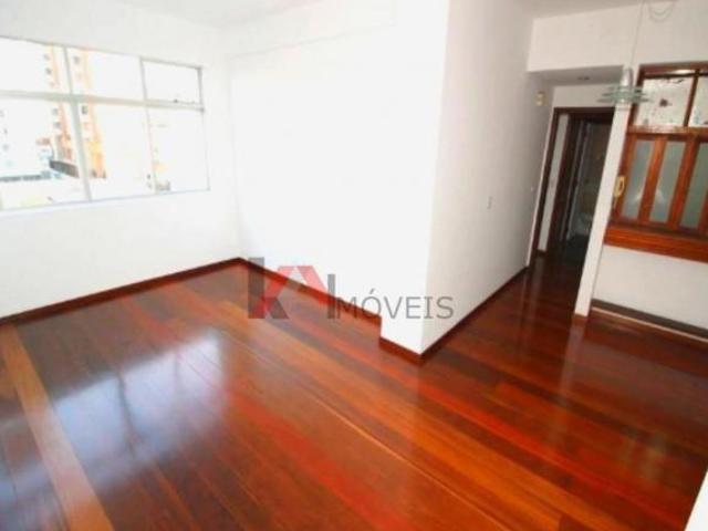Apartamento com 02 quartos, 01 vaga no Boa Viagem, 75m²