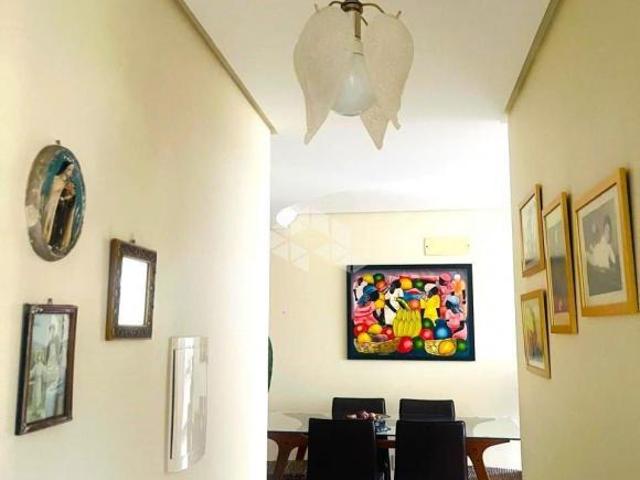 Apartamento com 02 quartos, 01 vaga Centro de Esteio