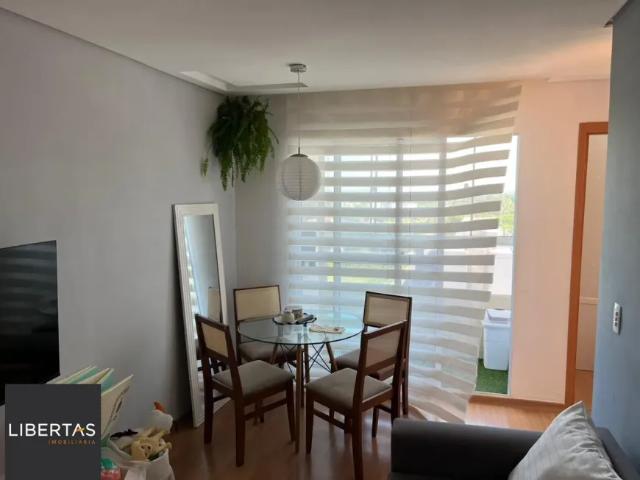 Apartamento com 02 quartos e 01 vaga escriturada no Bairro Parque Santa Fé