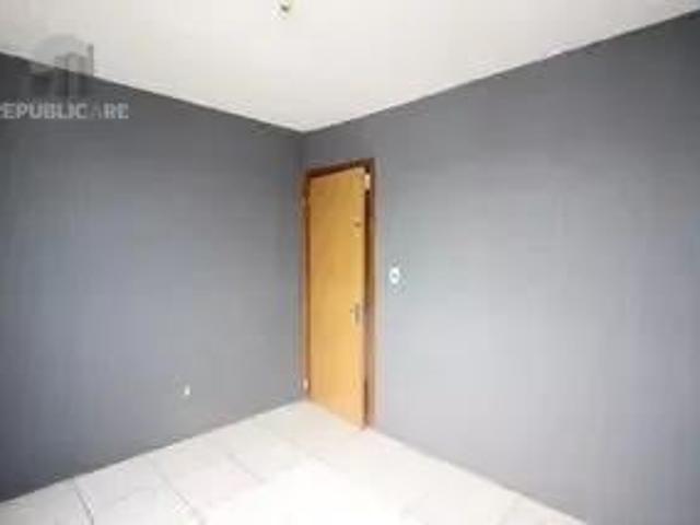 Apartamento com 02 quartos e 01 vaga no Bairro Restinga em Porto Alegre