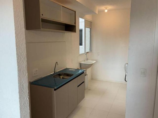 Apartamento com 02 quartos e 01 vaga no Bairro Santa Rosa de Lima em Porto Alegre