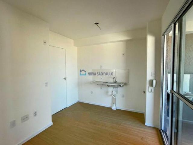 Apartamento com 02 quartos localizado na região do Jardim Saúde