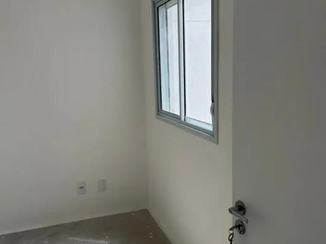 Apartamento com 02 quartos na Jardim Santa Maria!