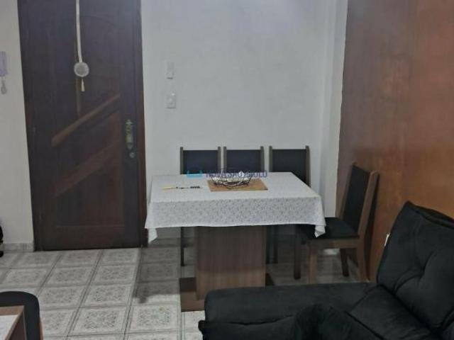 Apartamento com 02 quartos na região da Liberdade