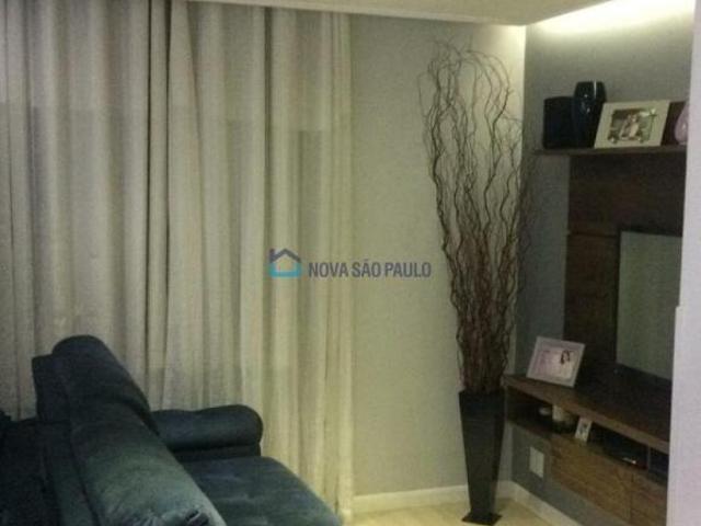 Apartamento com 02 quartos na região da Vila Moinho Velho