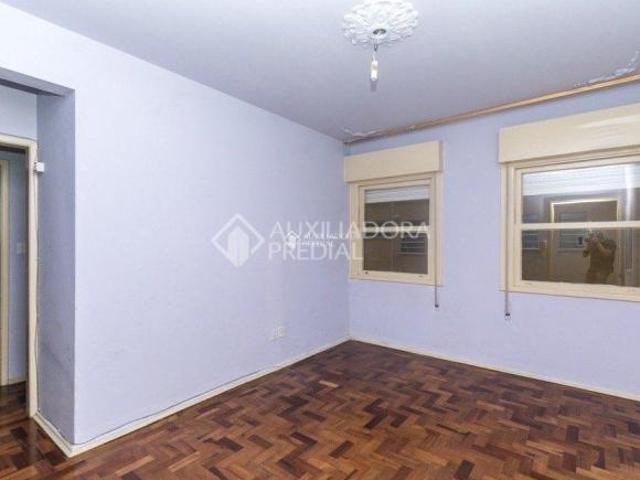 Apartamento com 02 quartos no bairro Centro Histórico