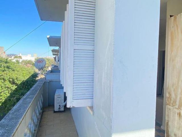 Apartamento com 02 quartos no bairro Azenha