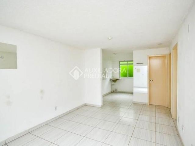 Apartamento com 02 quartos no bairro Lomba do Pinheiro