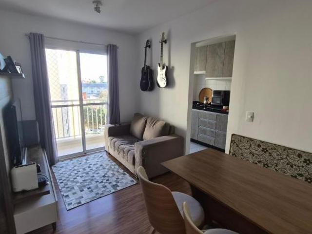 Apartamento com 02 quartos no bairro Tingui condomínio Village Paraná