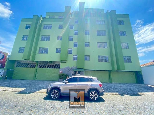 Apartamento com 02 Quartos no Centro